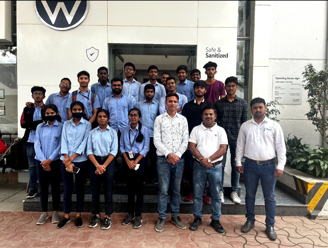 Mechatronics Engineering Diploma in Pune | MM Polytechnic